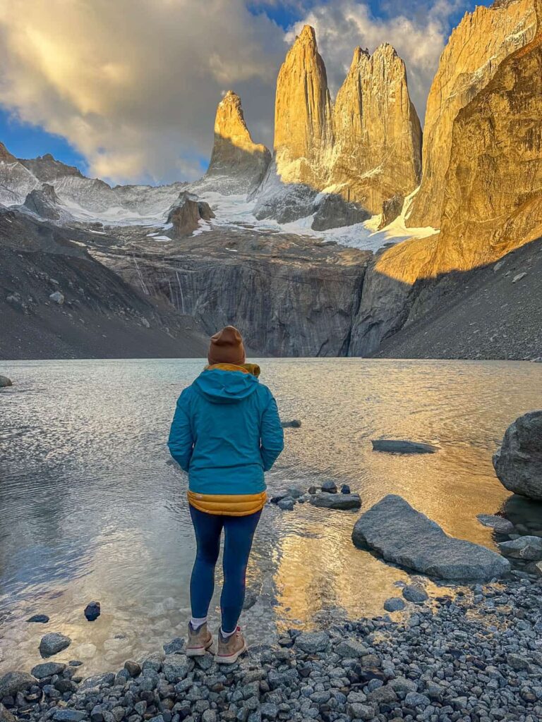Mirador Base las Torres Trail: Hiking to Torres del Paine's Towers ...